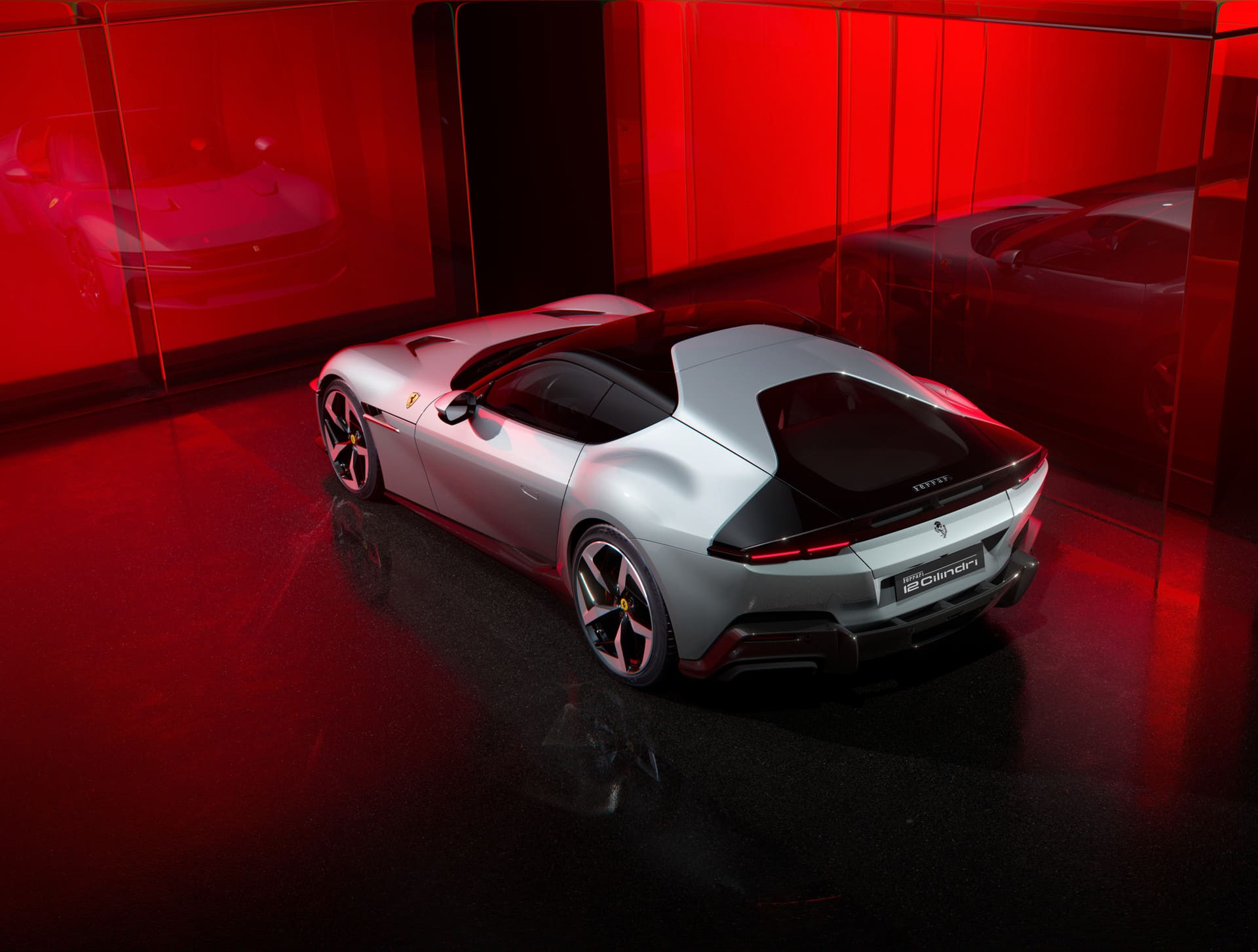 Ferrari 12Cilindri, la bella maquina del futuro. - Hispanic Motor Press